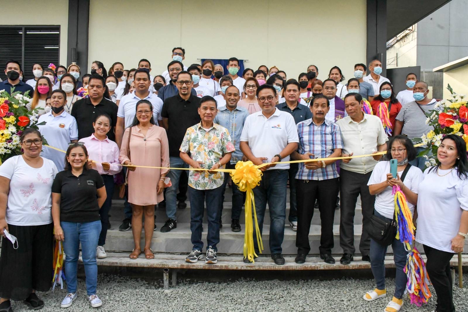 Alabang Central Market inaugurated by Mayor Fresnedi – Author Carlo ...