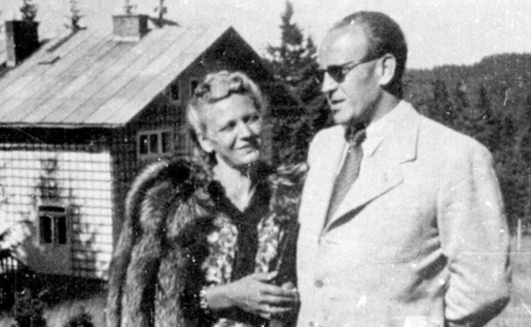 I visited the grave of Oskar Schindler – Author Carlo Carrasco